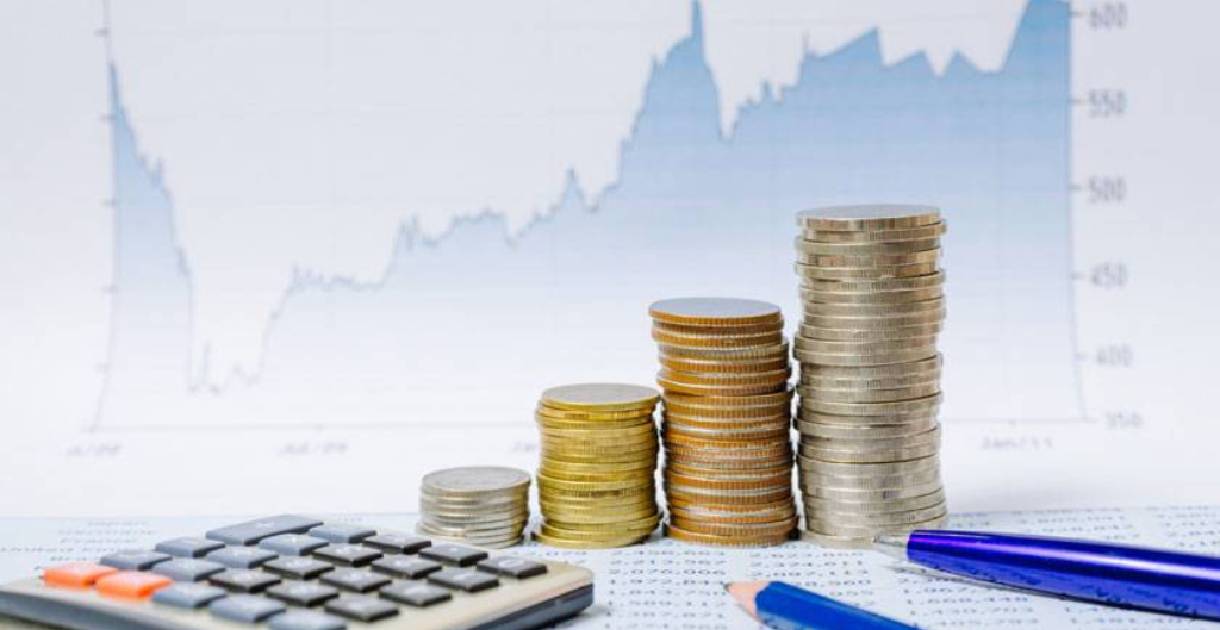 Antecedentes Financieros Con Dinero