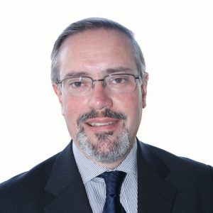 Renato León - Clase Ejecutiva UC