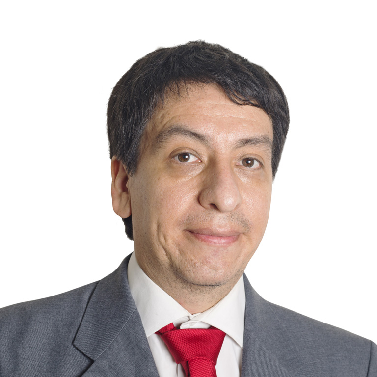 Programas para estudiar online, Clase Ejecutiva UC