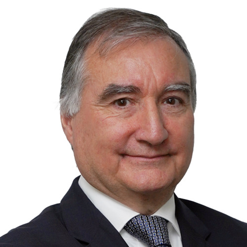 José Ricardo Pérez - Profesor Clase Ejecutiva UC