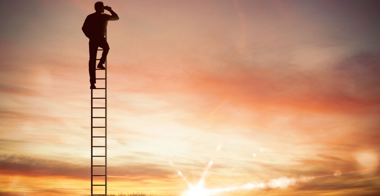 ¿Cuál es la importancia de anticipar escenarios en las organizaciones?